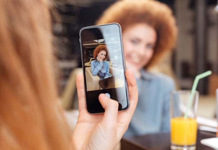 Vertical video, a professional format? - Skeem